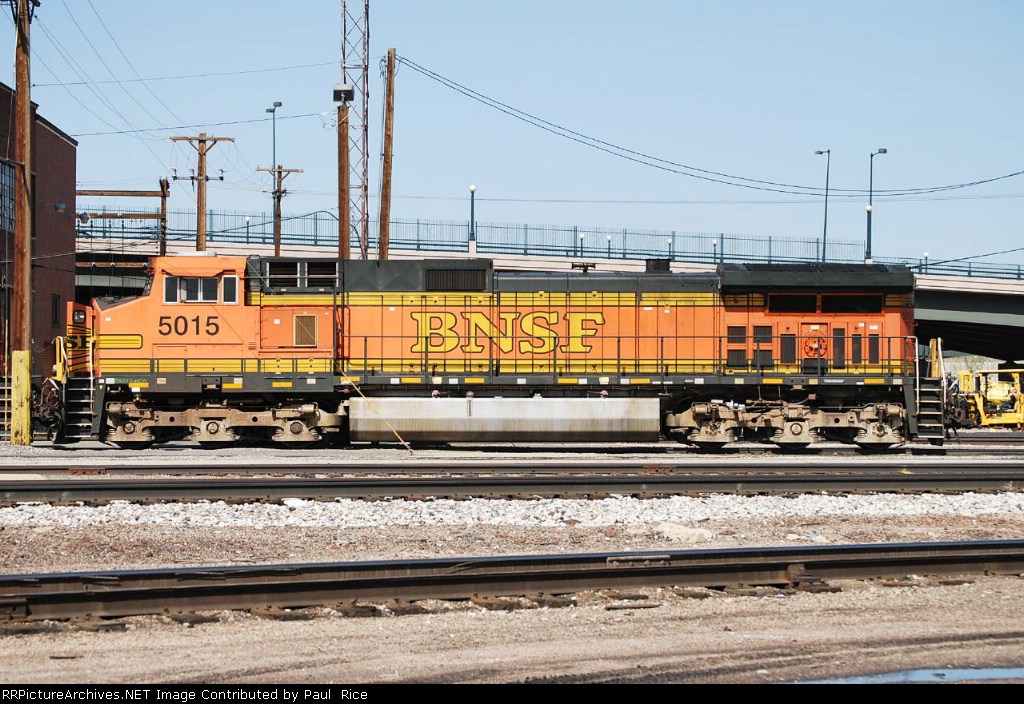 BNSF 5015
